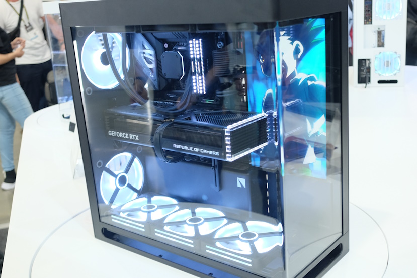 HVAN se estrena en Computex con su nueva HS 420 y su variante HS 420 VGPU