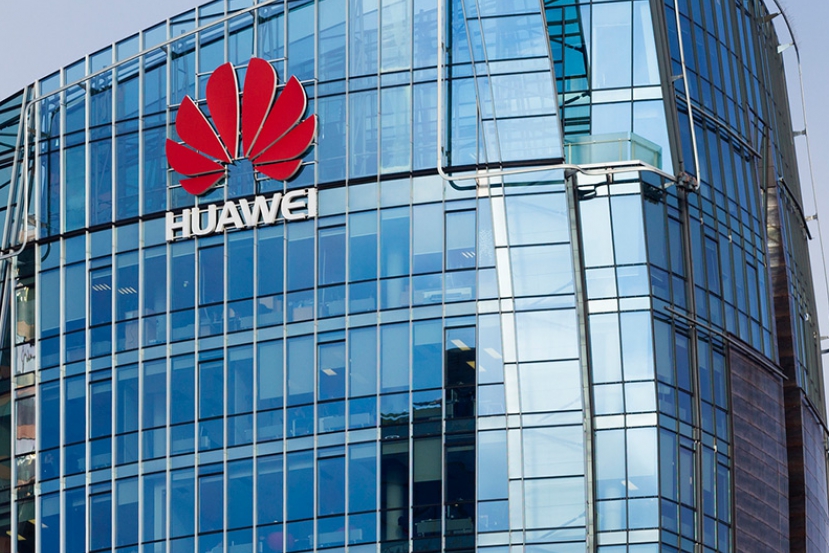 El fundador de Huawei cree que la compañía debería centrarse en el software