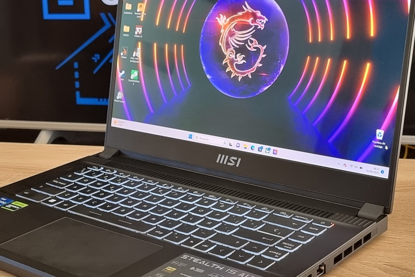 MSI Stealth 15 A13VF Review con Core i7-13620H