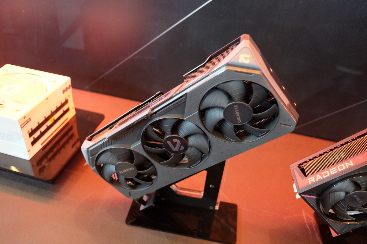 GIGABYTE ha mostrado su nueva AORUS Radeon RX 9070 XT ELITE con ...
