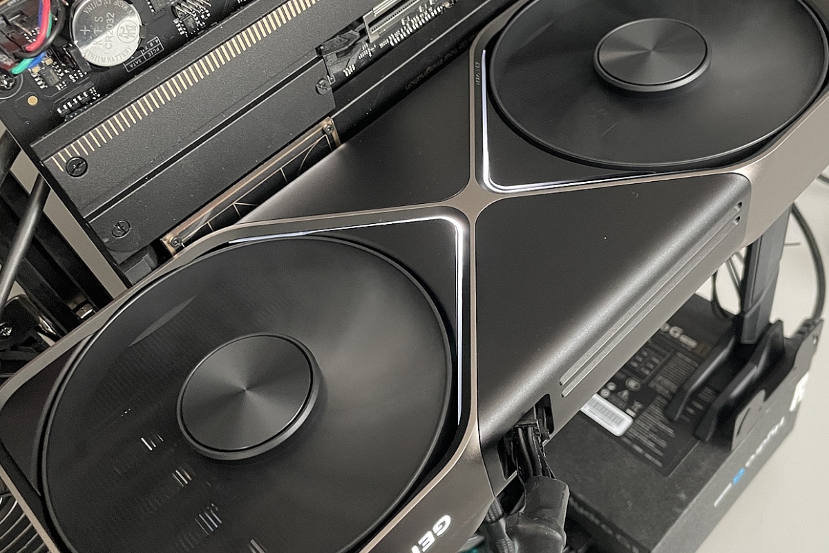 NVIDIA GeForce RTX 5080 FE Review