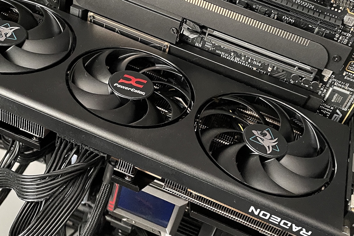 PowerColor AMD Radeon RX 9070 Hellhound Review