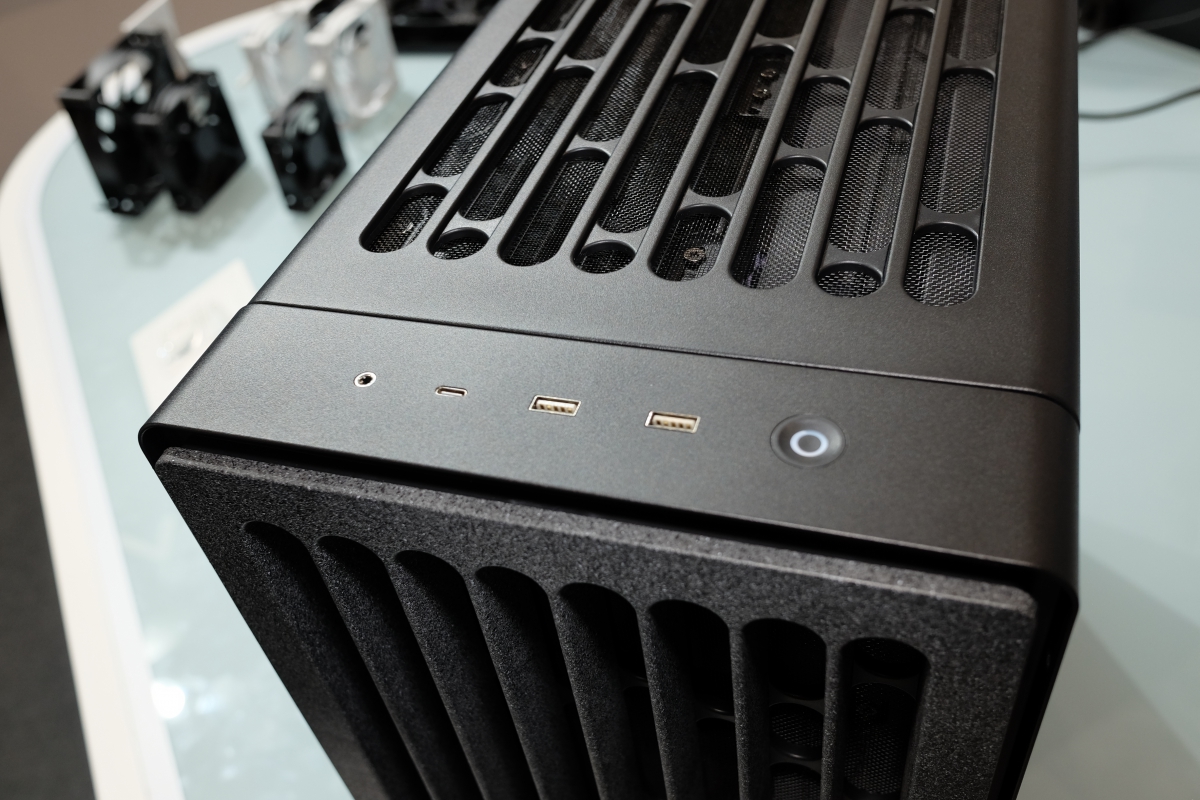 HAVN ha mostrado su nueva caja BF360 que admite hasta 4 ventiladores de ...