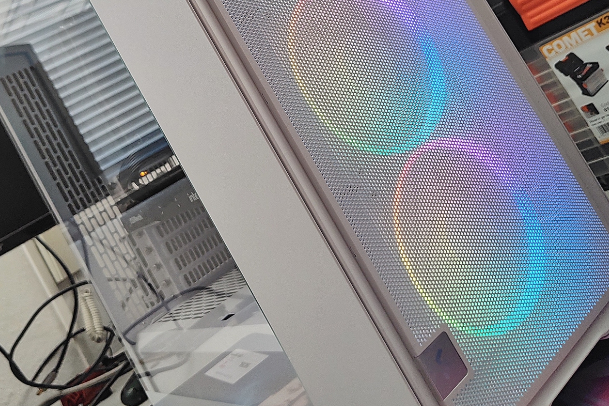 Fractal Design Epoch Review