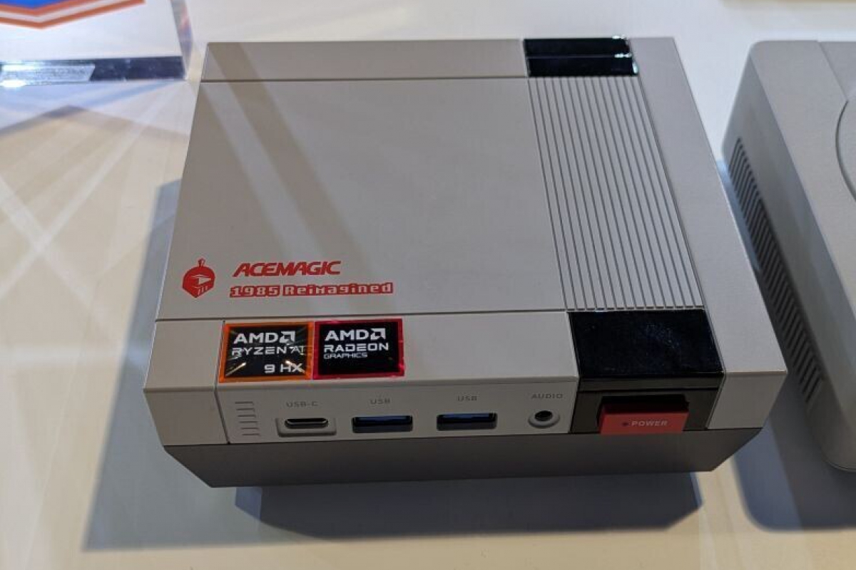 Acemagic muestra en el CES MiniPCs con diseño de NES o Dreamcast con ...