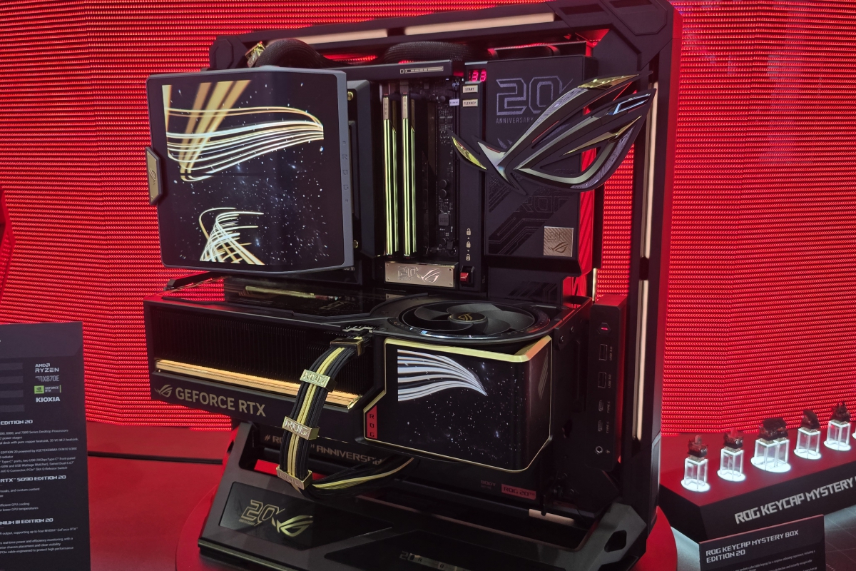 Vertical, inclinada o convertida en benchtable: Así es la estructura ...