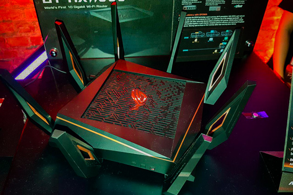 El ASUS ROG Rapture GT-AX11000 es el router más rápido del mundo con ...