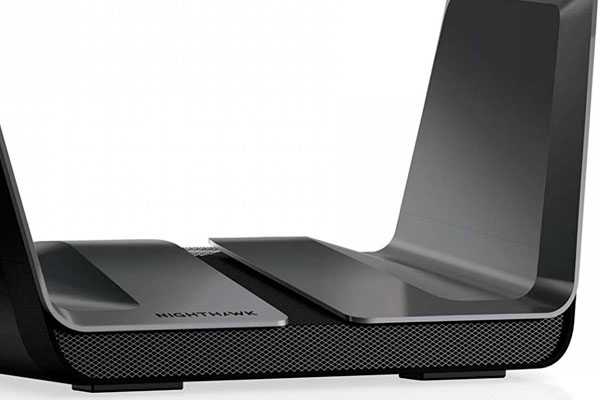 El router Netgear Nighthawk AX8 llega con WiFi 802.11ax y soporte para ...