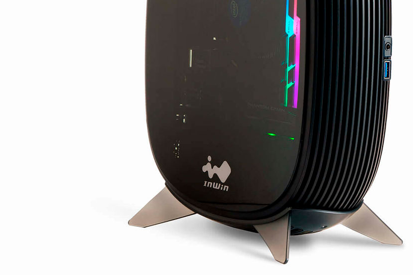 La inWin B1 es una caja en formato Mini-ITX con fuente de 200 W 80 ...