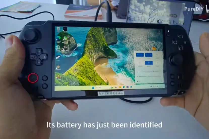 La GPD Win 5 se deja ver en vídeo, una enorme batería externa, cargador de clavija y sin teclado ...