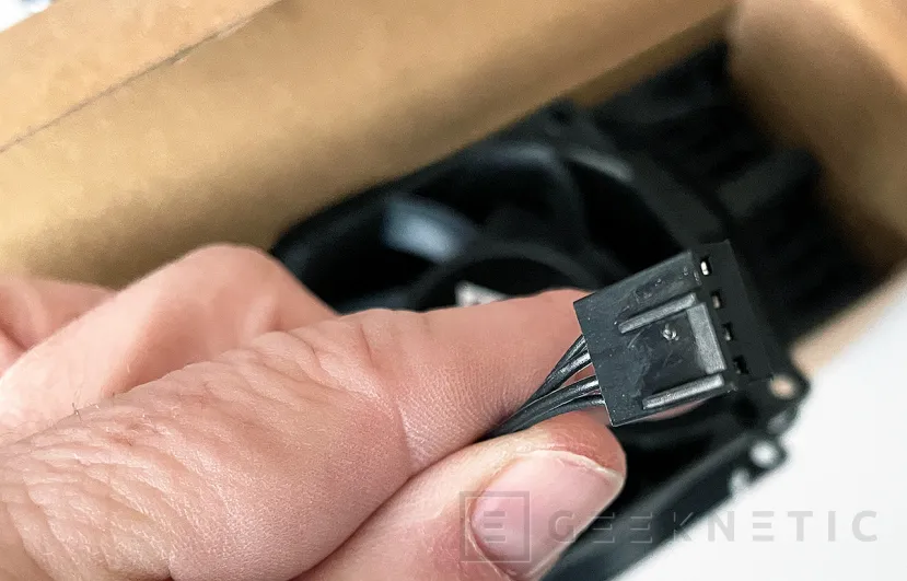 Arctic Cooling S8038-10K Server Fan Review