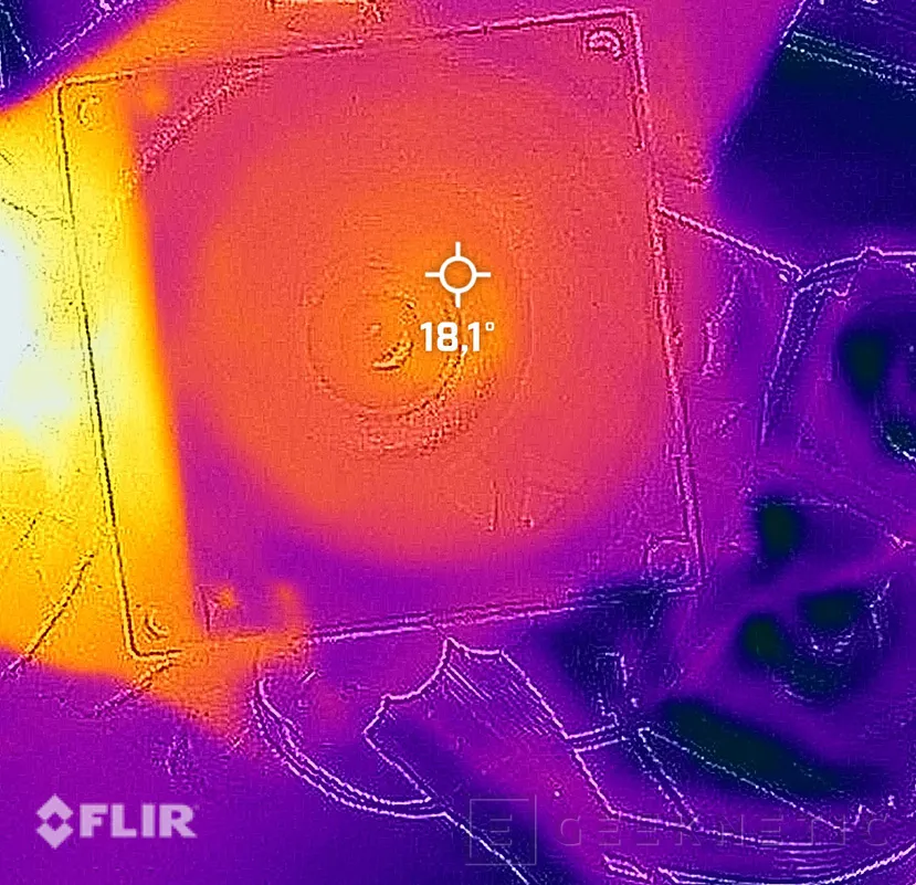 Arctic Cooling S8038-10K Server Fan Review