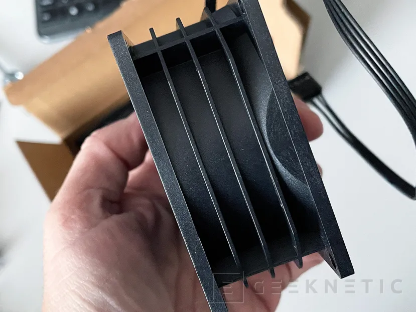 Arctic Cooling S8038-10K Server Fan Review
